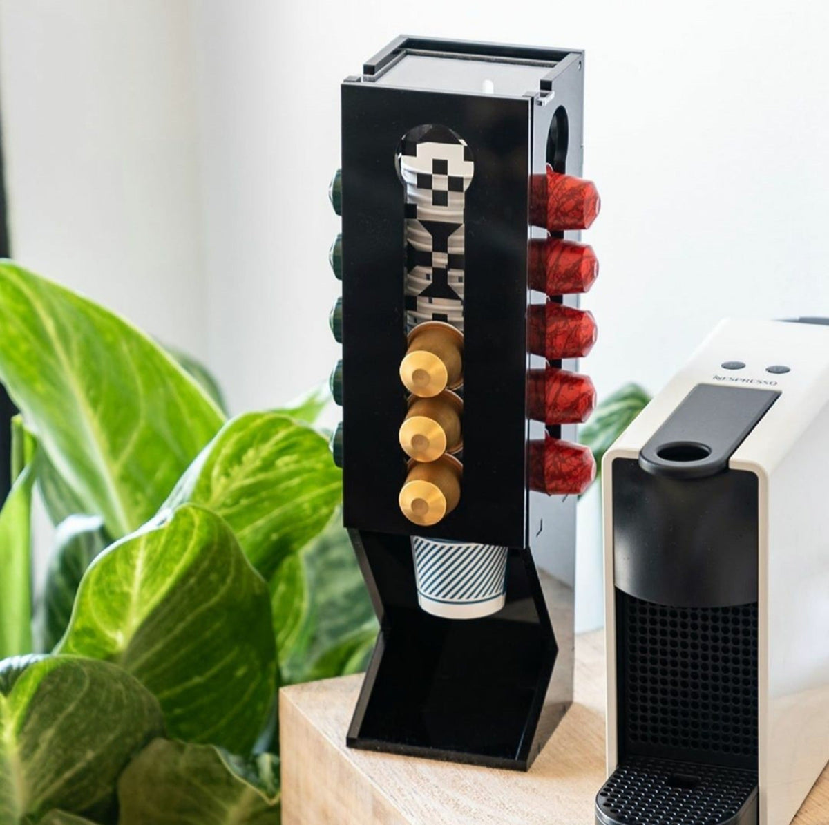 Capsules Stands — Kaif